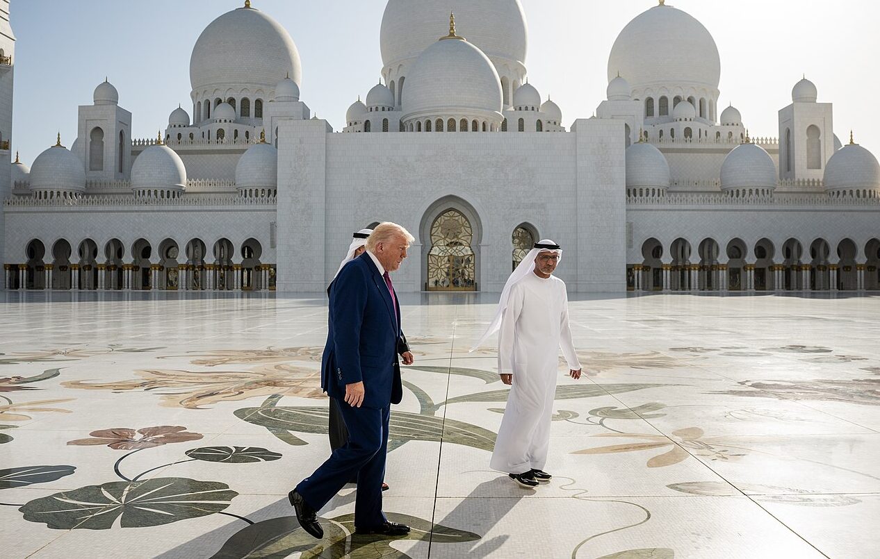 Trump Makes Historic UAE Visit as First U.S. President in Nearly 20 ...